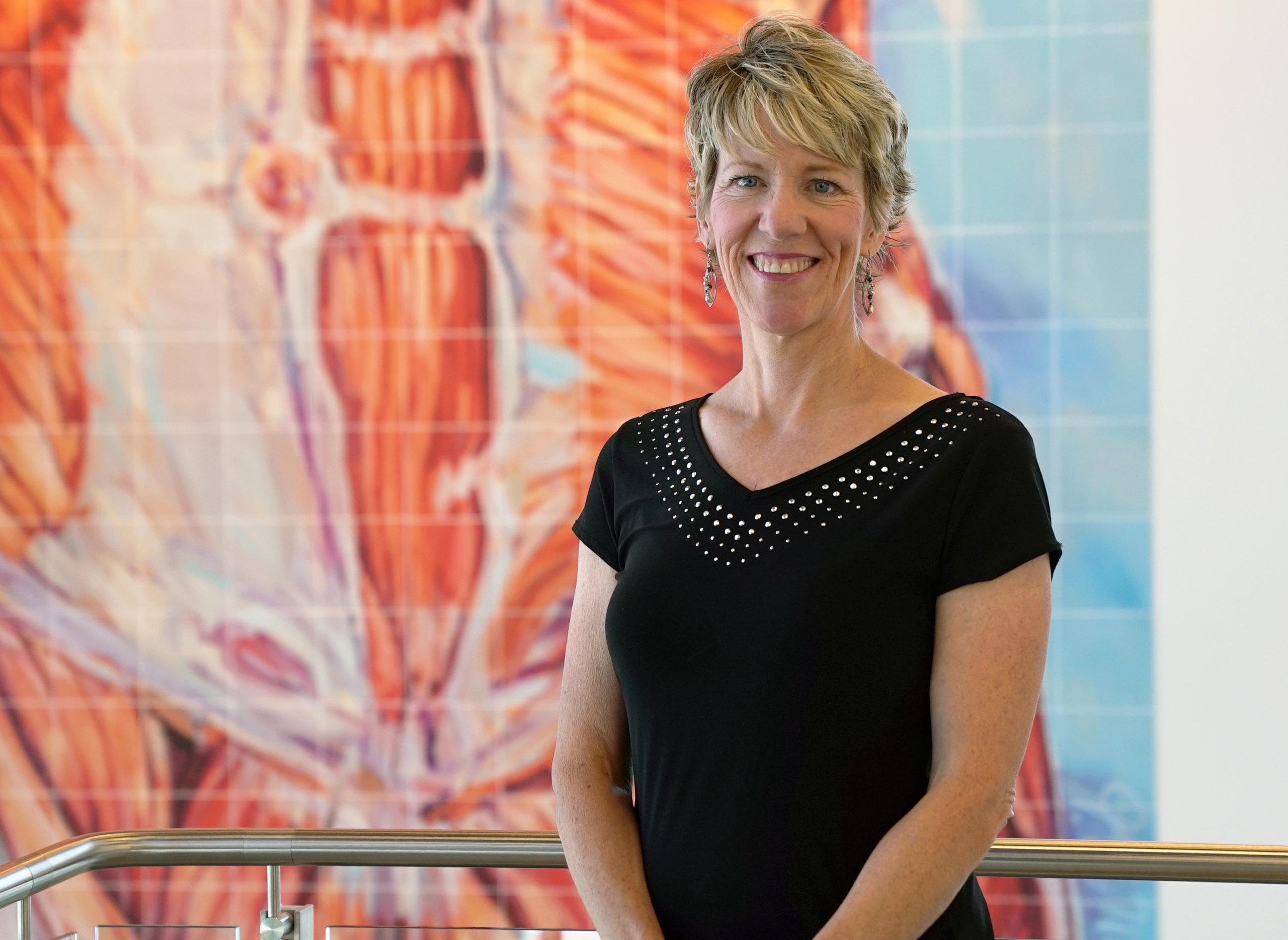 Faculty Spotlight: Dr. Lora Bennett, MD | ICOM