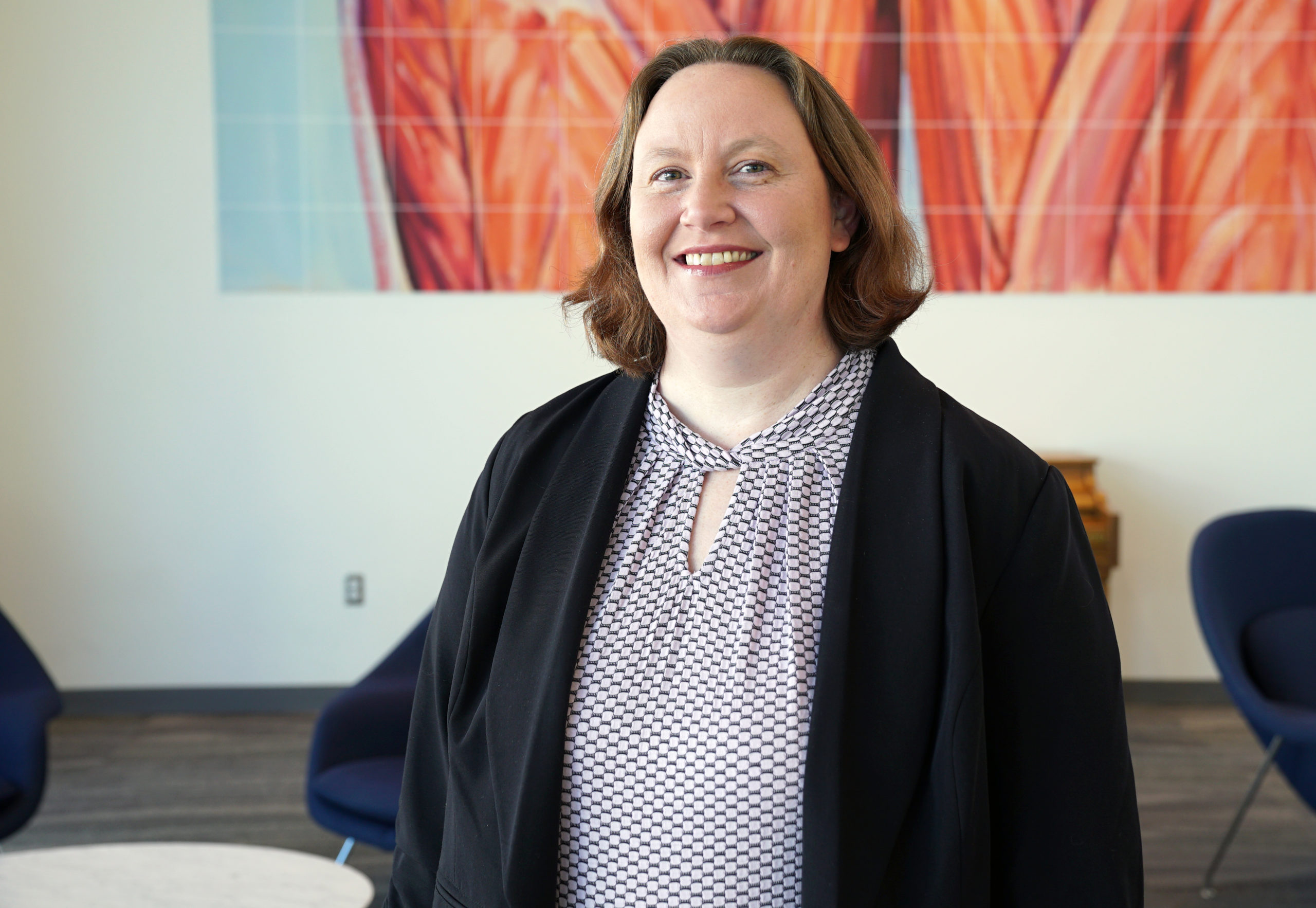 Faculty Spotlight: Dr. Jennifer Hotzman, PhD | ICOM