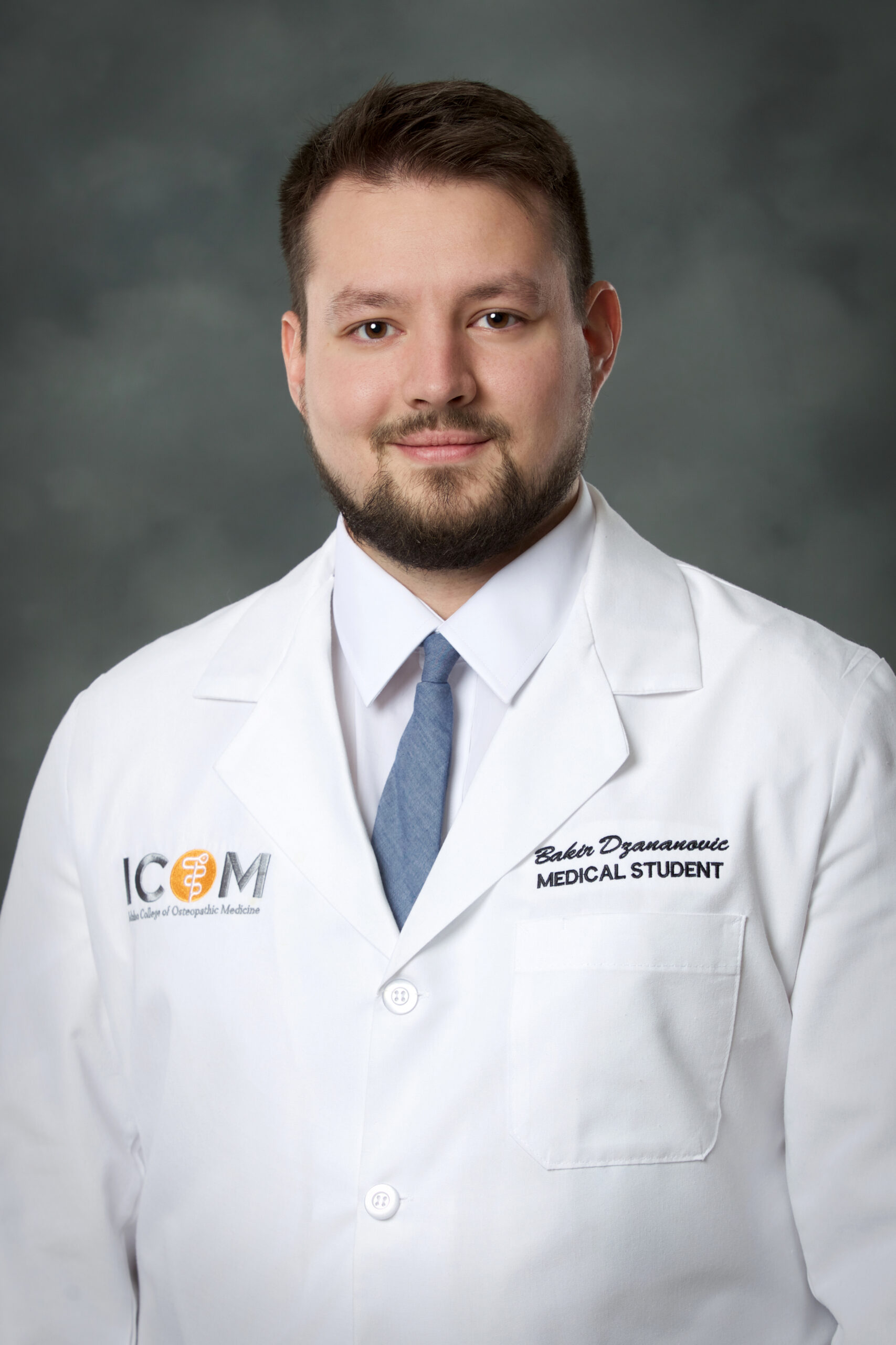 Student Achieves Over 200 Community Service Hours | ICOM